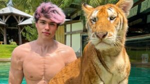 Alex Stokes: Everything There Is on the Stokes Twin in 2022