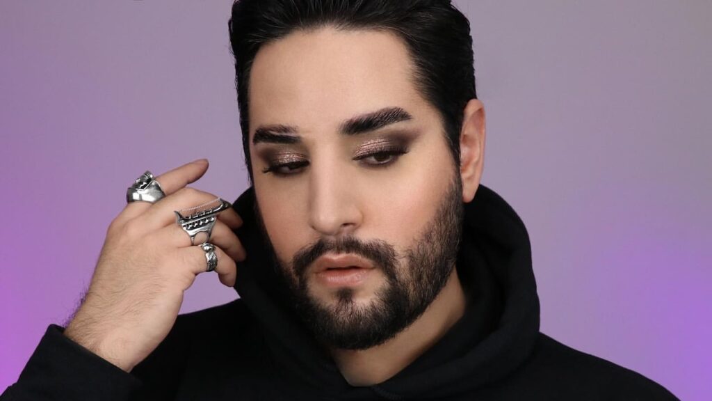 MUA Robert Welsh Met & Got Engaged to Fiancee at Disney World | Celeb ...