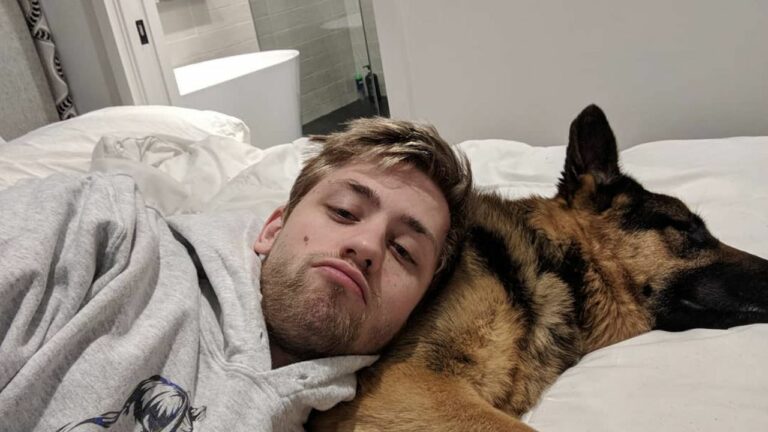 Sodapoppin Girlfriend: He Is Dating Streamer Veibae in 2023