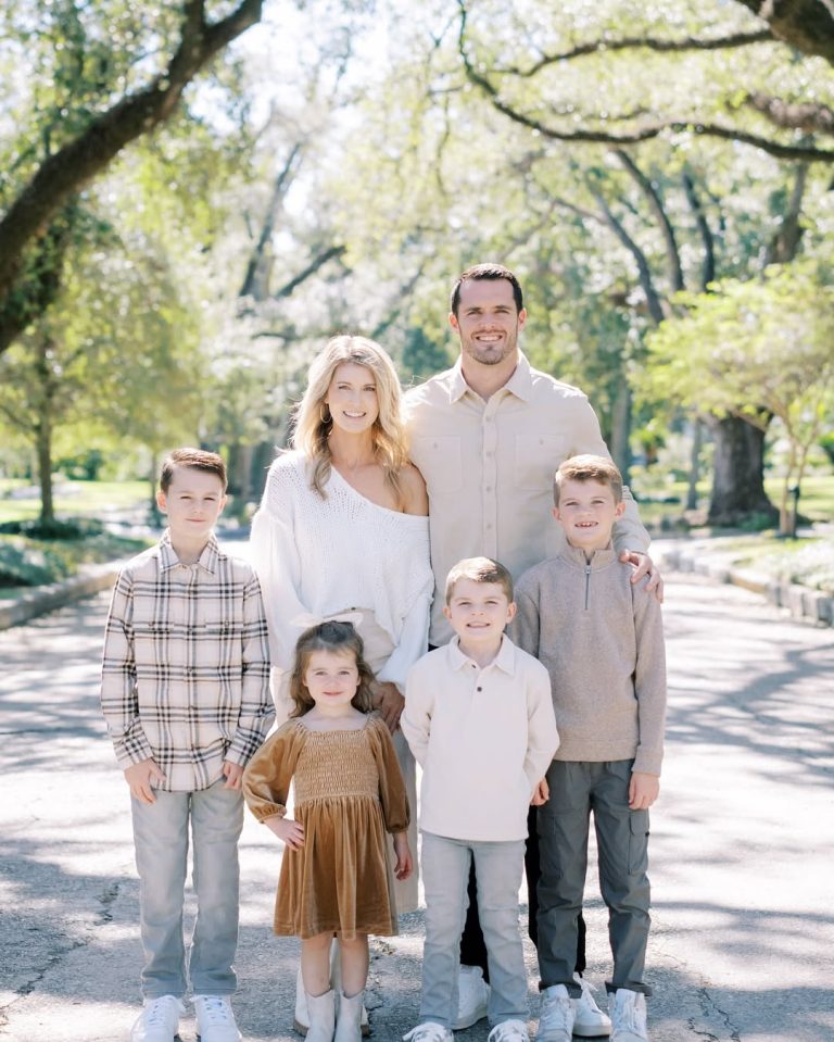 Derek Carr Wife: Family With Heather Neel and Their 4 Kids!