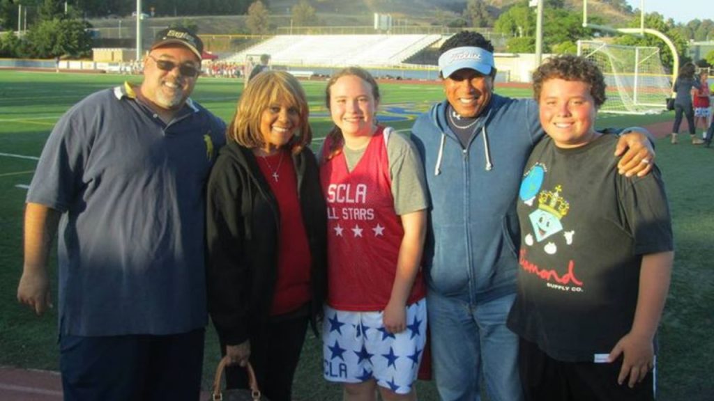 Smokey Robinson Wife: Life with Frances Gladney & Children!